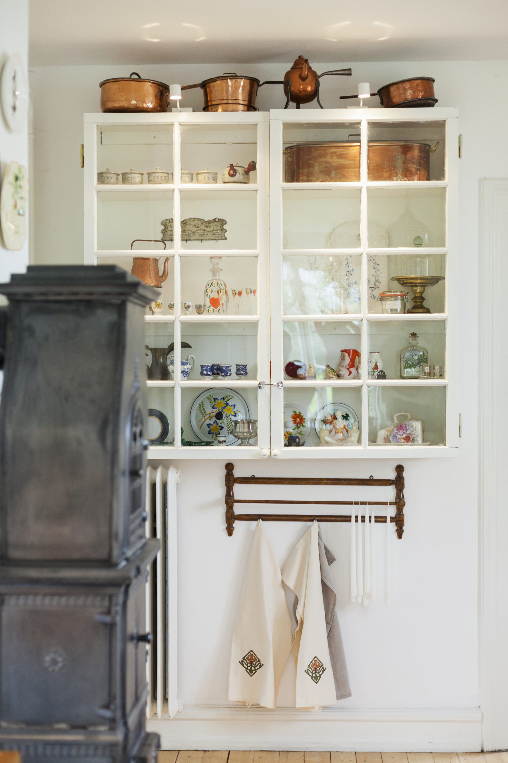 Revitalize Your Space with Amparo's Kitchen Remodel Cabinets - Amparo ...